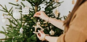 Christmas packaging facts and waste statistics (2025 update)